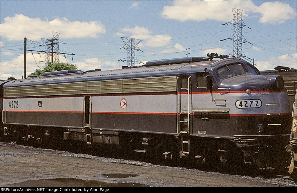NJT E-8A 4272